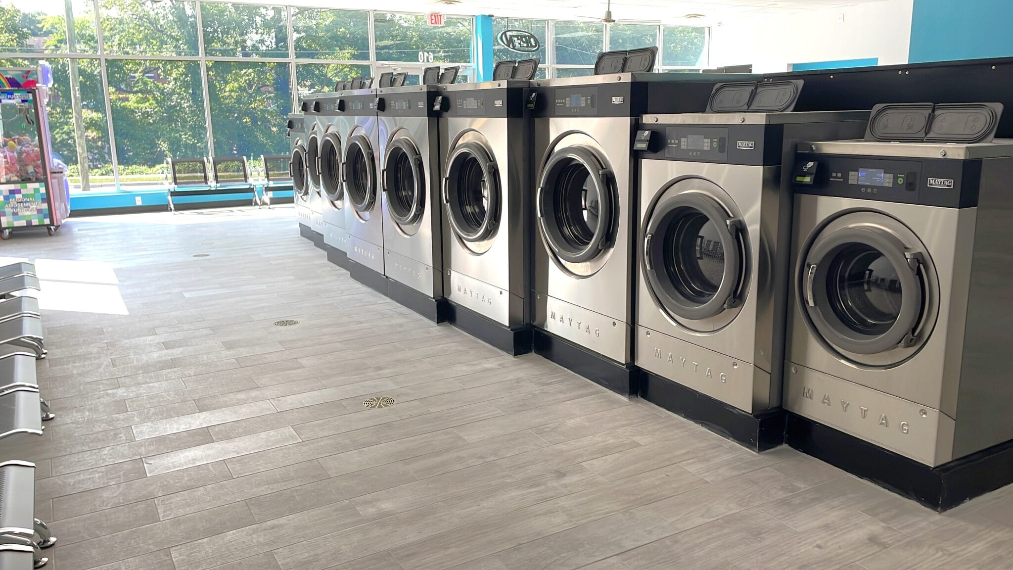 Best Laundromat In Durham NC : Rise N Rinse Laundromat